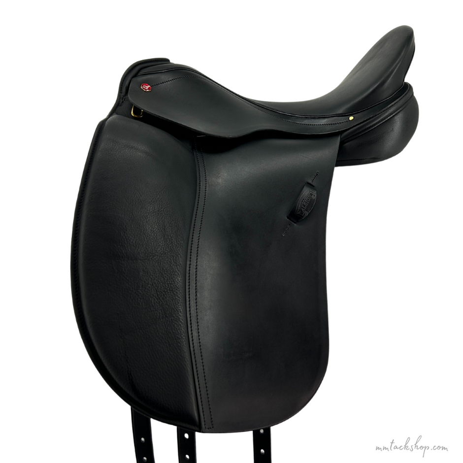 High-Quality Used Dressage Saddles for Sale | M & M Tack Shop